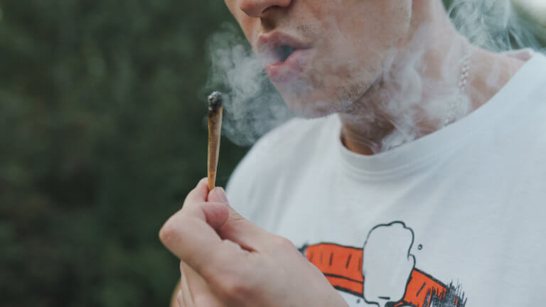 How to Quit Smoking Weed - 5 Promising Alternatives - Herb Approach